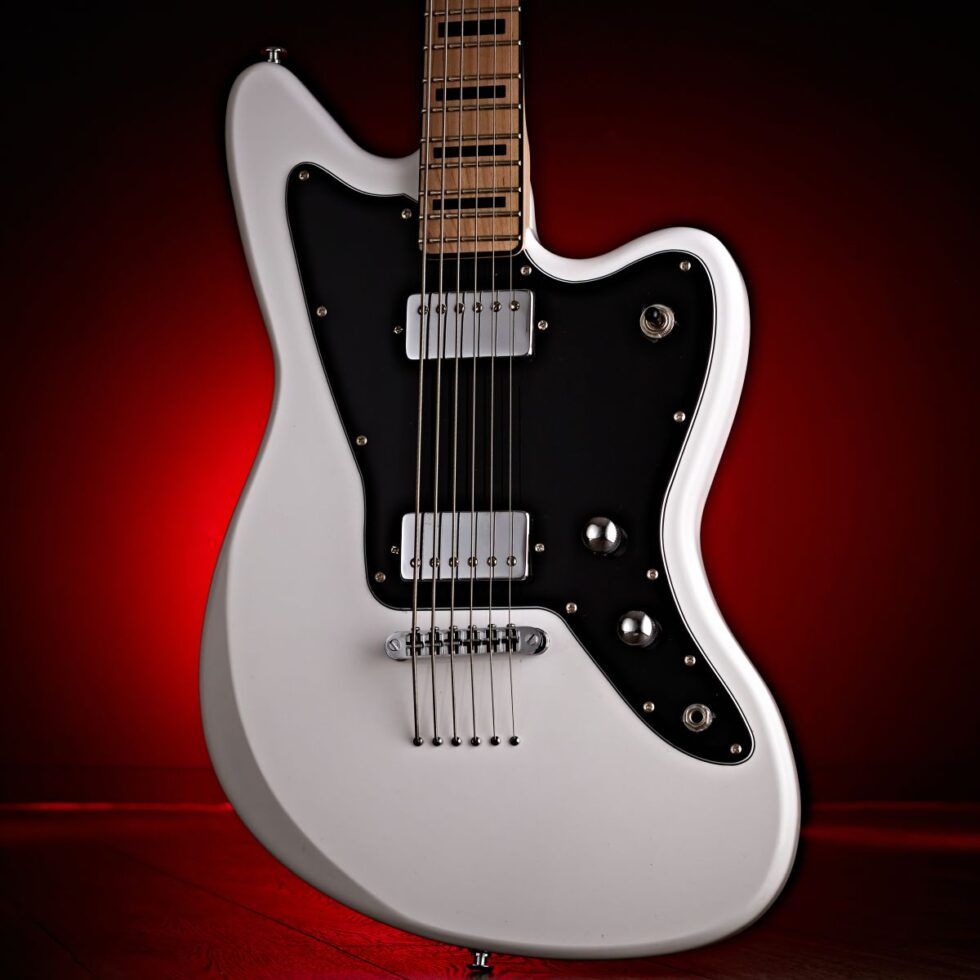 G4M 638 Baritone Electric Guitar, White - G4M